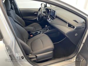 Pelēks Toyota Corolla 2022 Tallina, ar dzinēja tilpumu 1.80 L un nobraukumu 63 tūkst. km par 19900 €, foto 8 vietnē AUTOMOTO.COM.LV