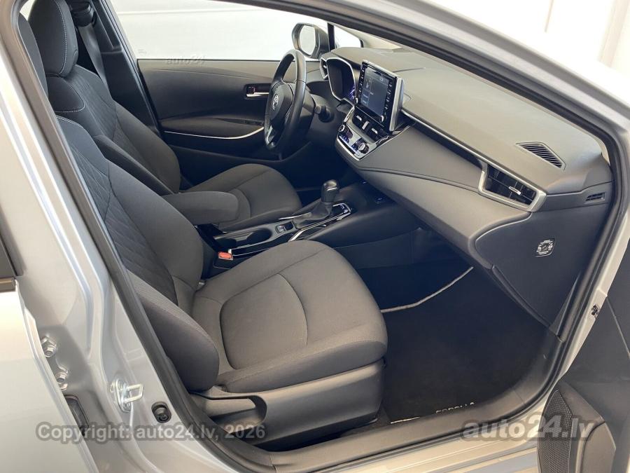 Pelēks Toyota Corolla 2022 Tallina, ar dzinēja tilpumu 1.80 L un nobraukumu 63 tūkst. km par 19900 €, foto 8 vietnē AUTOMOTO.COM.LV