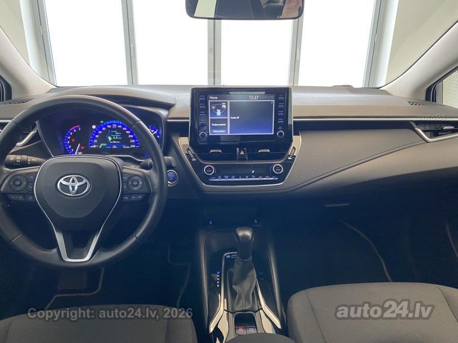 Pelēks Toyota Corolla 2022 Tallina, ar dzinēja tilpumu 1.80 L un nobraukumu 63 tūkst. km par 19900 €, foto 10 vietnē AUTOMOTO.COM.LV