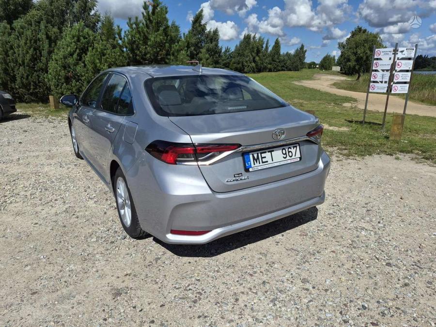 Pelēks Toyota Corolla 2022 Klaipėda, ar dzinēja tilpumu 1.49 L un nobraukumu 87 tūkst. km par 15500 €, foto 7 vietnē AUTOMOTO.COM.LV