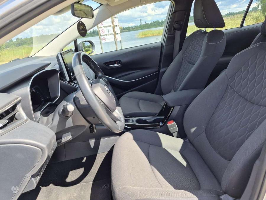 Pelēks Toyota Corolla 2022 Klaipėda, ar dzinēja tilpumu 1.49 L un nobraukumu 87 tūkst. km par 15500 €, foto 9 vietnē AUTOMOTO.COM.LV