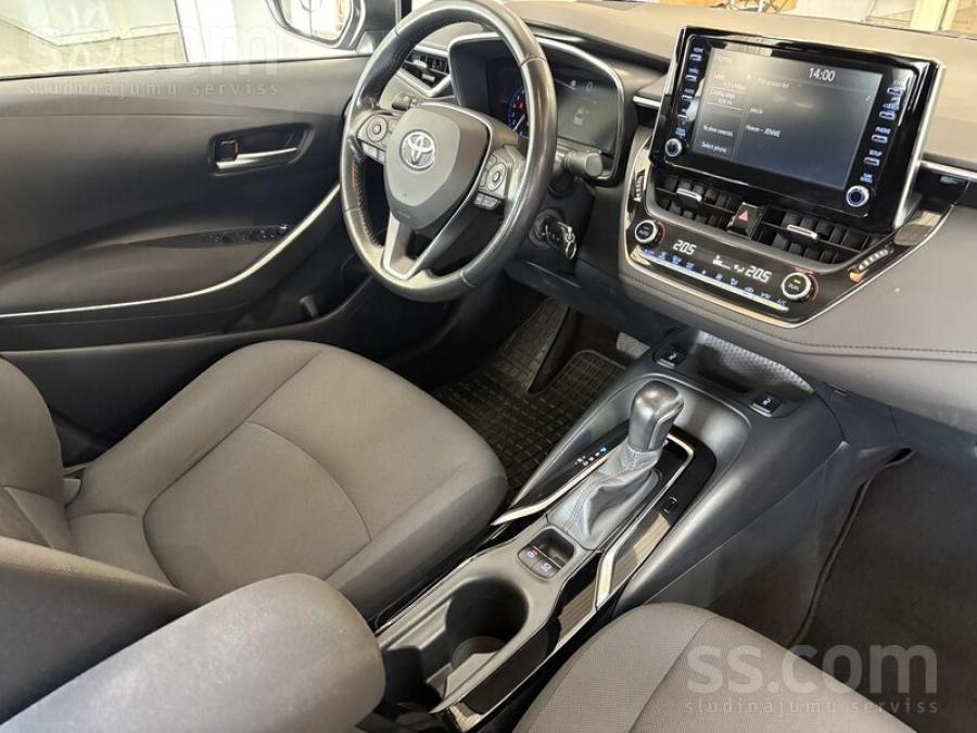 Pelēks Toyota Corolla 2022 Rīga, ar dzinēja tilpumu 1.50 L un nobraukumu 138 tūkst. km par 13900 €, foto 9 vietnē AUTOMOTO.COM.LV