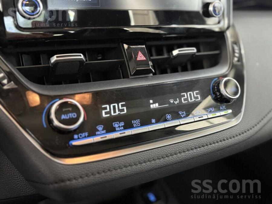 Pelēks Toyota Corolla 2022 Rīga, ar dzinēja tilpumu 1.50 L un nobraukumu 138 tūkst. km par 13900 €, foto 17 vietnē AUTOMOTO.COM.LV