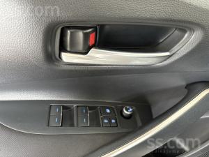 Pelēks Toyota Corolla 2022 Rīga, ar dzinēja tilpumu 1.50 L un nobraukumu 138 tūkst. km par 13900 €, foto 21 vietnē AUTOMOTO.COM.LV