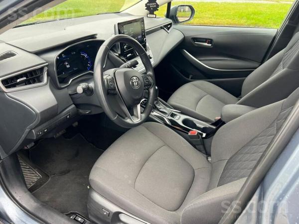 Grey Toyota Corolla 2023 in Riga, with an engine capacity of 1.50 L and mileage of 83 thousand km for 17000 €, photo 11 on AUTOMOTO.COM.LV