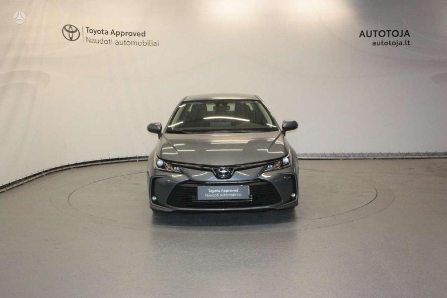 Pelēks Toyota Corolla 2023 Kauņa, ar dzinēja tilpumu 1.49 L un nobraukumu 62 tūkst. km par 17900 €, foto 5 vietnē AUTOMOTO.COM.LV