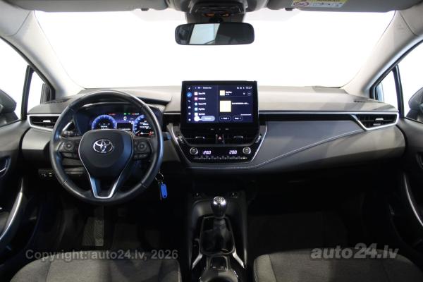 Grey Toyota Corolla 2023 in Tallinn, with an engine capacity of 1.50 L and mileage of 59 thousand km for 17990 €, photo 8 on AUTOMOTO.COM.LV