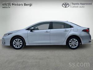Pelēks Toyota Corolla 2023 Rīga, ar dzinēja tilpumu 1.80 L un nobraukumu 73 tūkst. km par 22490 €, foto 4 vietnē AUTOMOTO.COM.LV