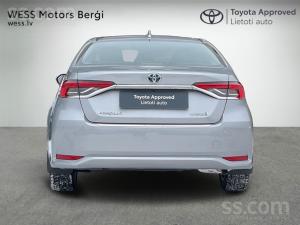Pelēks Toyota Corolla 2023 Rīga, ar dzinēja tilpumu 1.80 L un nobraukumu 73 tūkst. km par 22490 €, foto 5 vietnē AUTOMOTO.COM.LV