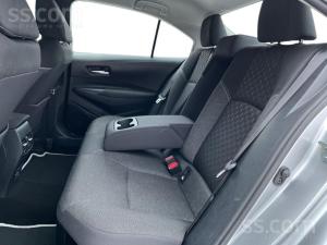 Pelēks Toyota Corolla 2023 Rīga, ar dzinēja tilpumu 1.80 L un nobraukumu 73 tūkst. km par 22490 €, foto 17 vietnē AUTOMOTO.COM.LV