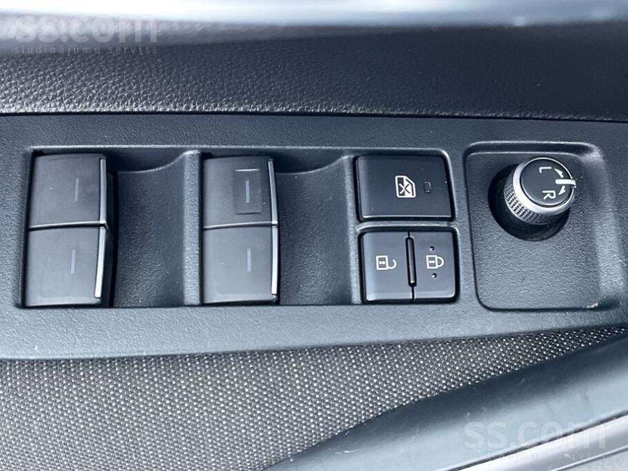 Pelēks Toyota Corolla 2023 Rīga, ar dzinēja tilpumu 1.80 L un nobraukumu 73 tūkst. km par 22490 €, foto 20 vietnē AUTOMOTO.COM.LV