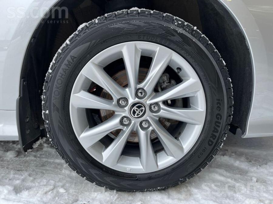 Pelēks Toyota Corolla 2023 Rīga, ar dzinēja tilpumu 1.80 L un nobraukumu 73 tūkst. km par 22490 €, foto 22 vietnē AUTOMOTO.COM.LV