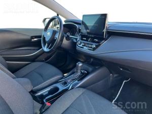 Pelēks Toyota Corolla 2023 Rīga, ar dzinēja tilpumu 1.80 L un nobraukumu 69 tūkst. km par 21990 €, foto 7 vietnē AUTOMOTO.COM.LV