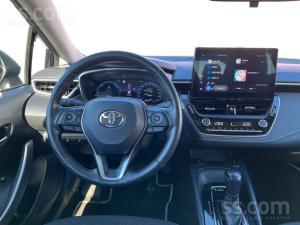 Pelēks Toyota Corolla 2023 Rīga, ar dzinēja tilpumu 1.80 L un nobraukumu 69 tūkst. km par 21990 €, foto 22 vietnē AUTOMOTO.COM.LV