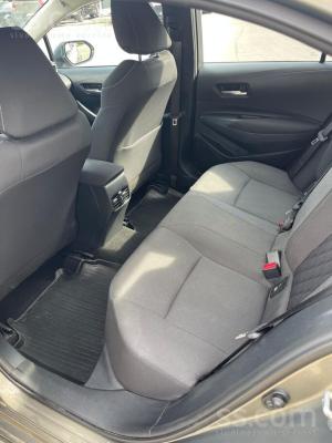 Grey Toyota Corolla 2023 in Riga, with an engine capacity of 1.50 L and mileage of 85 thousand km for 14900 €, photo 3 on AUTOMOTO.COM.LV