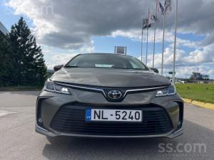 Grey Toyota Corolla 2023 in Riga, with an engine capacity of 1.50 L and mileage of 85 thousand km for 14900 €, photo 6 on AUTOMOTO.COM.LV
