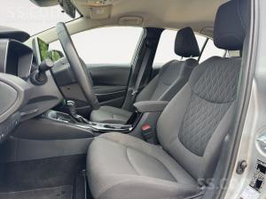 Pelēks Toyota Corolla 2023 Rīga, ar dzinēja tilpumu 1.50 L un nobraukumu 53 tūkst. km par 17900 €, foto 12 vietnē AUTOMOTO.COM.LV