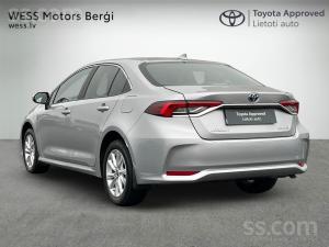 Grey Toyota Corolla 2023 in Riga, with an engine capacity of 1.80 L and mileage of 67 thousand km for 21990 €, photo 23 on AUTOMOTO.COM.LV