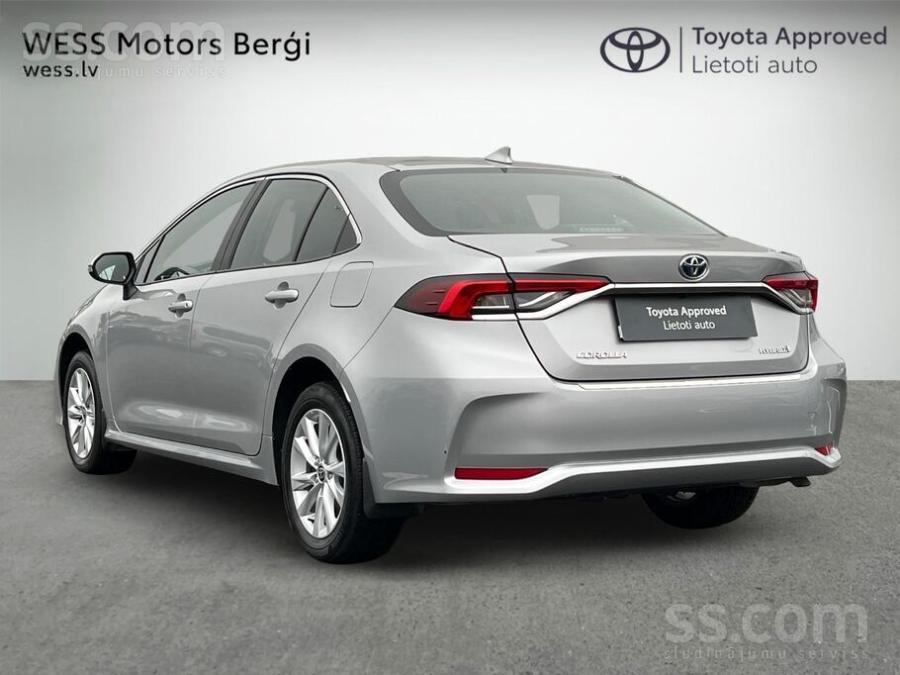 Grey Toyota Corolla 2023 in Riga, with an engine capacity of 1.80 L and mileage of 67 thousand km for 21990 €, photo 23 on AUTOMOTO.COM.LV
