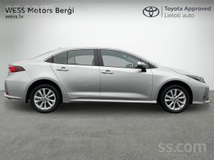 Grey Toyota Corolla 2023 in Riga, with an engine capacity of 1.80 L and mileage of 67 thousand km for 21990 €, photo 25 on AUTOMOTO.COM.LV
