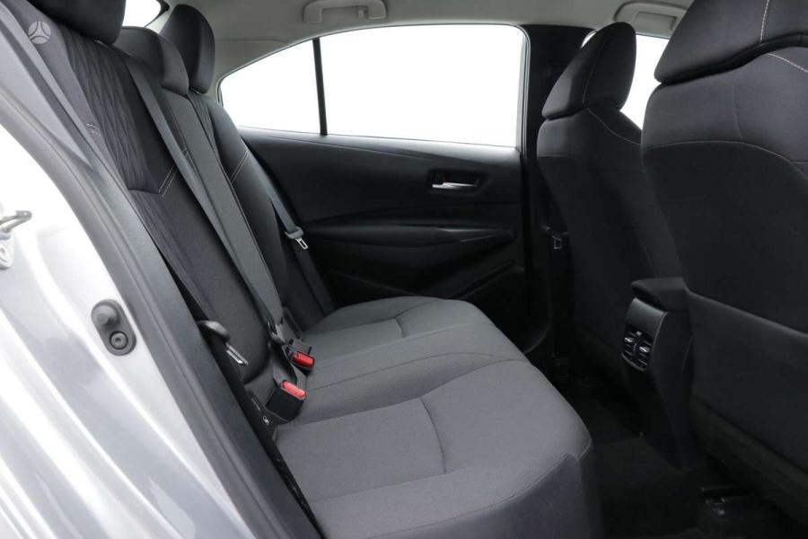 Grey Toyota Corolla 2023 in Vilnius, with an engine capacity of 1.49 L and mileage of 107 thousand km for 19900 €, photo 11 on AUTOMOTO.COM.LV