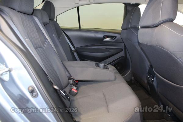 Grey Toyota Corolla 2023 in Tallinn, with an engine capacity of 1.50 L and mileage of 68 thousand km for 17990 €, photo 7 on AUTOMOTO.COM.LV