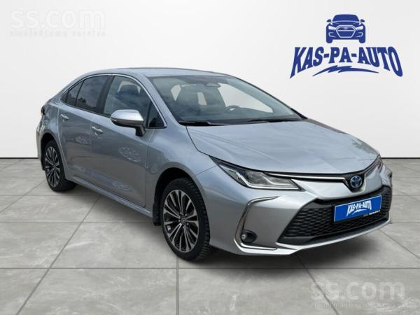 Серый Тойота Королла 2023 в Рига, объемом двигателя 1.80 л и пробегом 90 тыс. км за 19500 €, фото 2 на AUTOMOTO.COM.LV