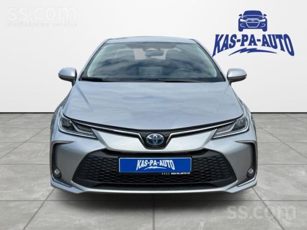 Серый Тойота Королла 2023 в Рига, объемом двигателя 1.80 л и пробегом 90 тыс. км за 19500 €, фото 4 на AUTOMOTO.COM.LV