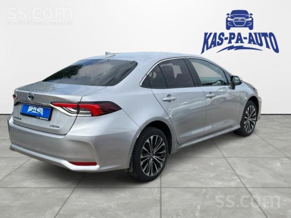 Серый Тойота Королла 2023 в Рига, объемом двигателя 1.80 л и пробегом 90 тыс. км за 19500 €, фото 6 на AUTOMOTO.COM.LV