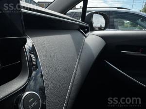 Pelēks Toyota Corolla 2023 Rīga, ar dzinēja tilpumu 1.80 L un nobraukumu 90 tūkst. km par 19500 €, foto 18 vietnē AUTOMOTO.COM.LV