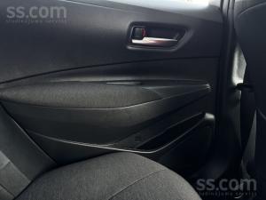 Pelēks Toyota Corolla 2023 Rīga, ar dzinēja tilpumu 1.80 L un nobraukumu 90 tūkst. km par 19500 €, foto 25 vietnē AUTOMOTO.COM.LV