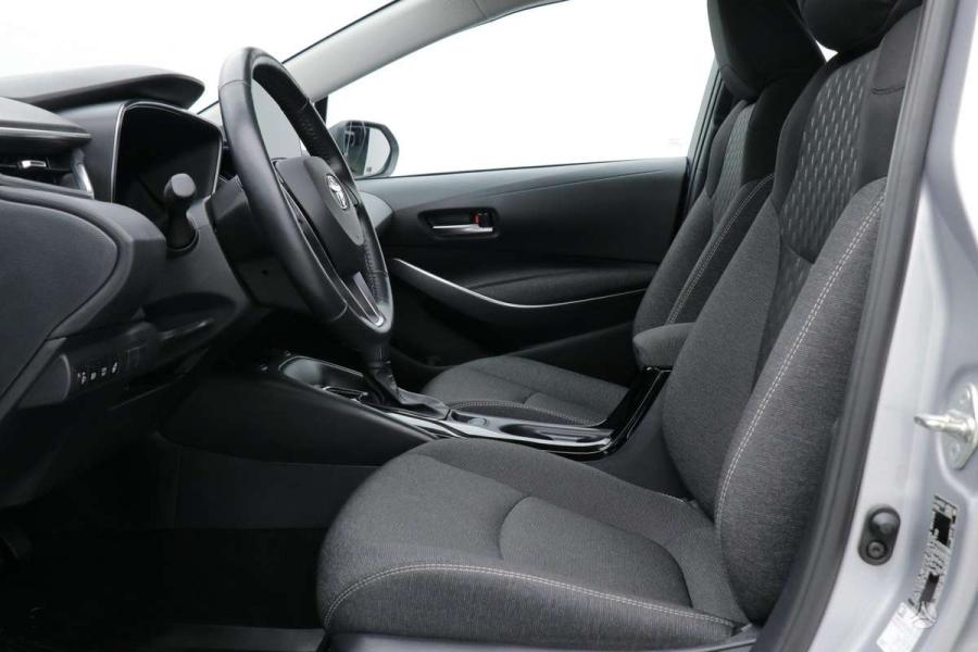 Pelēks Toyota Corolla 2023 Viļņa, ar dzinēja tilpumu 1.49 L un nobraukumu 74 tūkst. km par 19900 €, foto 13 vietnē AUTOMOTO.COM.LV