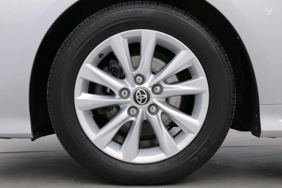 Pelēks Toyota Corolla 2023 Viļņa, ar dzinēja tilpumu 1.49 L un nobraukumu 74 tūkst. km par 19900 €, foto 17 vietnē AUTOMOTO.COM.LV