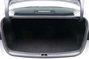 Pelēks Toyota Corolla 2023 Viļņa, ar dzinēja tilpumu 1.49 L un nobraukumu 68 tūkst. km par 19900 €, foto 12 vietnē AUTOMOTO.COM.LV