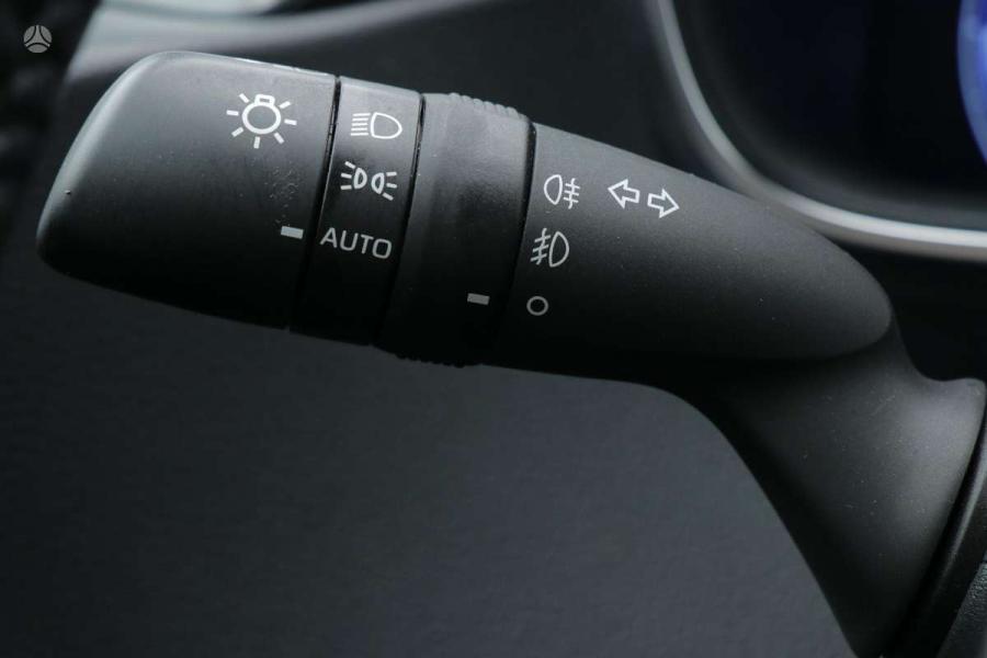 Pelēks Toyota Corolla 2023 Viļņa, ar dzinēja tilpumu 1.49 L un nobraukumu 68 tūkst. km par 19900 €, foto 24 vietnē AUTOMOTO.COM.LV
