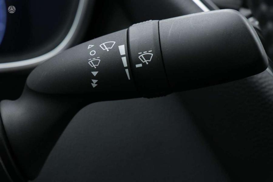 Pelēks Toyota Corolla 2023 Viļņa, ar dzinēja tilpumu 1.49 L un nobraukumu 68 tūkst. km par 19900 €, foto 25 vietnē AUTOMOTO.COM.LV