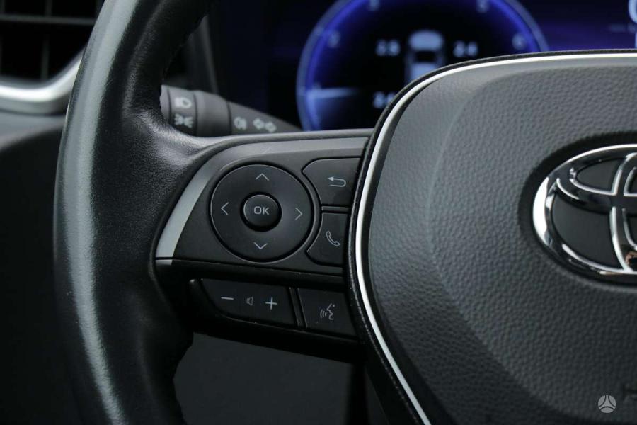 Pelēks Toyota Corolla 2023 Viļņa, ar dzinēja tilpumu 1.49 L un nobraukumu 68 tūkst. km par 19900 €, foto 26 vietnē AUTOMOTO.COM.LV