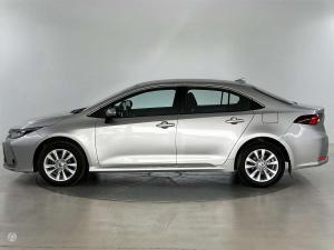 Grey Toyota Corolla 2023 in Vilnius, with an engine capacity of 1.84 L and mileage of 103 thousand km for 23900 €, photo 4 on AUTOMOTO.COM.LV