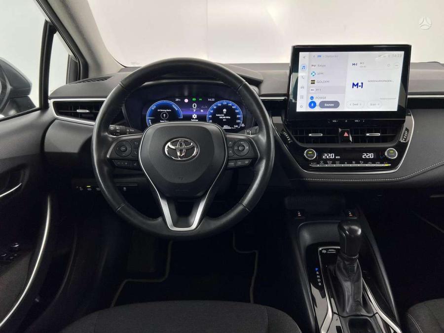 Grey Toyota Corolla 2023 in Vilnius, with an engine capacity of 1.84 L and mileage of 103 thousand km for 23900 €, photo 10 on AUTOMOTO.COM.LV