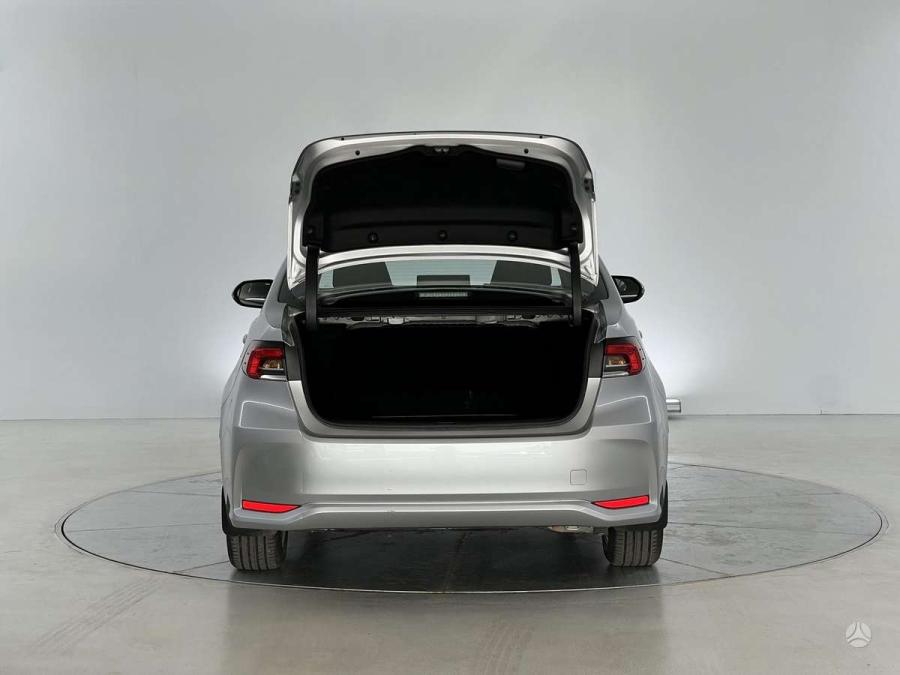 Grey Toyota Corolla 2023 in Vilnius, with an engine capacity of 1.84 L and mileage of 103 thousand km for 23900 €, photo 11 on AUTOMOTO.COM.LV