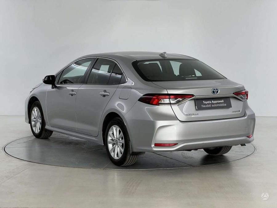 Grey Toyota Corolla 2023 in Vilnius, with an engine capacity of 1.84 L and mileage of 103 thousand km for 23900 €, photo 18 on AUTOMOTO.COM.LV