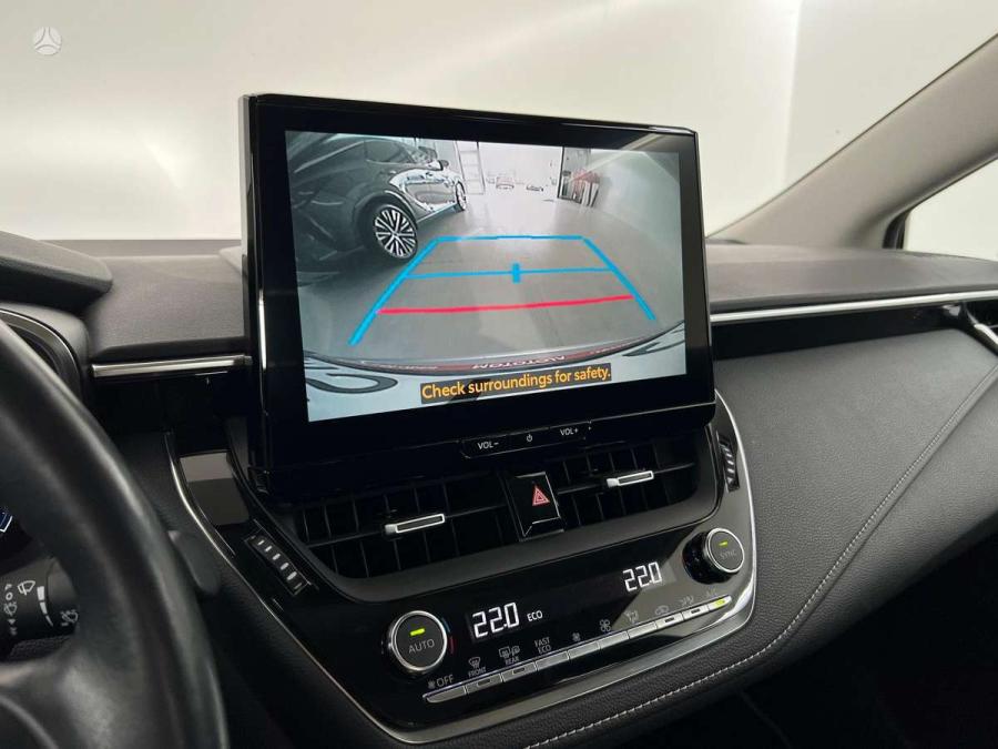 Grey Toyota Corolla 2023 in Vilnius, with an engine capacity of 1.84 L and mileage of 103 thousand km for 23900 €, photo 23 on AUTOMOTO.COM.LV