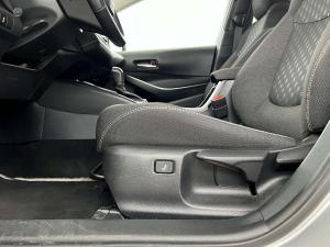 Grey Toyota Corolla 2023 in Vilnius, with an engine capacity of 1.84 L and mileage of 103 thousand km for 23900 €, photo 26 on AUTOMOTO.COM.LV