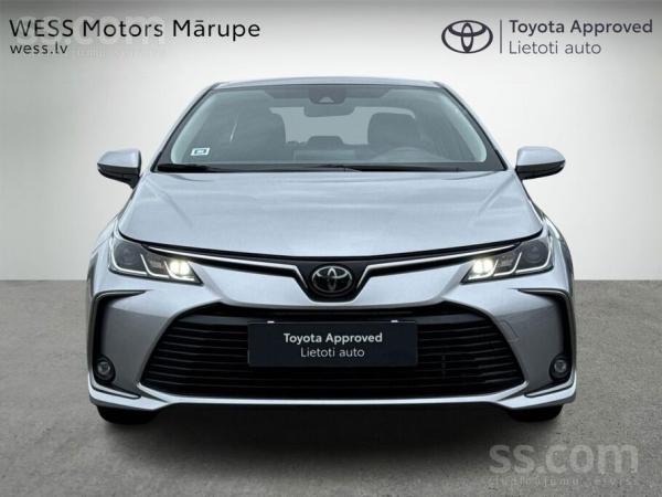 Grey Toyota Corolla 2023 in Riga, with an engine capacity of 1.50 L and mileage of 49 thousand km for 18590 €, photo 5 on AUTOMOTO.COM.LV