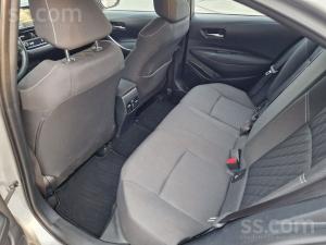 Grey Toyota Corolla 2023 in Riga, with an engine capacity of 1.50 L and mileage of 60 thousand km for 17100 €, photo 9 on AUTOMOTO.COM.LV