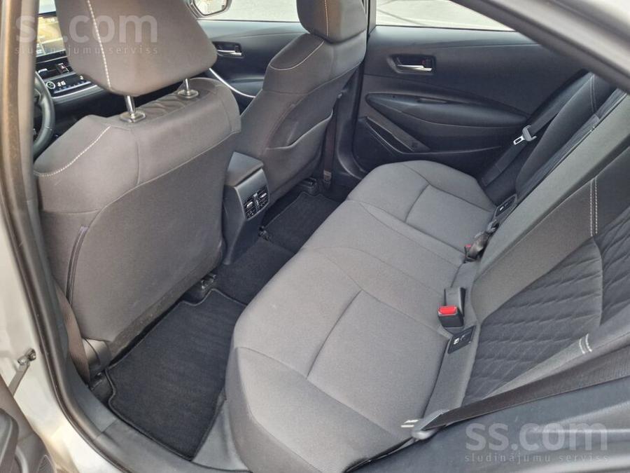 Grey Toyota Corolla 2023 in Riga, with an engine capacity of 1.50 L and mileage of 60 thousand km for 17100 €, photo 9 on AUTOMOTO.COM.LV