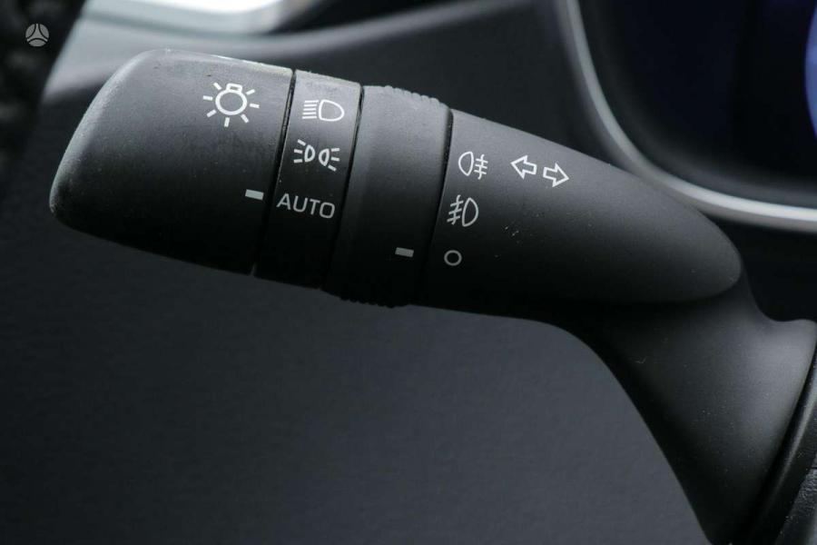 Pelēks Toyota Corolla 2023 Viļņa, ar dzinēja tilpumu 1.49 L un nobraukumu 48 tūkst. km par 19900 €, foto 24 vietnē AUTOMOTO.COM.LV