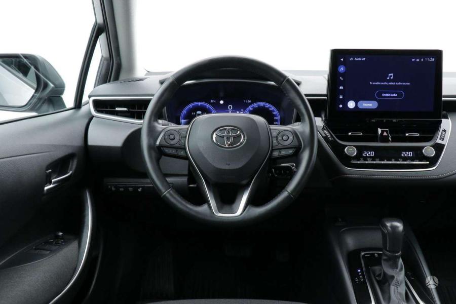 Grey Toyota Corolla 2023 in Vilnius, with an engine capacity of 1.49 L and mileage of 68 thousand km for 19900 €, photo 9 on AUTOMOTO.COM.LV