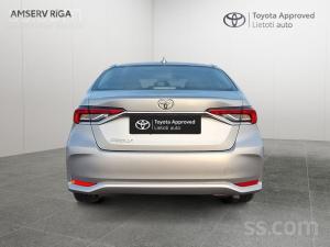 Pelēks Toyota Corolla 2023 Rīga, ar dzinēja tilpumu 1.50 L un nobraukumu 67 tūkst. km par 17900 €, foto 5 vietnē AUTOMOTO.COM.LV