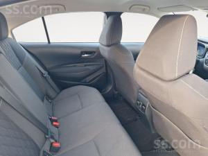 Pelēks Toyota Corolla 2023 Rīga, ar dzinēja tilpumu 1.50 L un nobraukumu 67 tūkst. km par 17900 €, foto 8 vietnē AUTOMOTO.COM.LV
